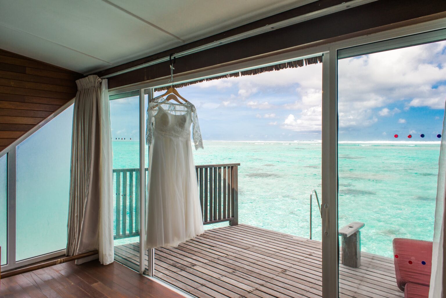 Tips for Flying with Your Wedding Dress + Best Garment Bags