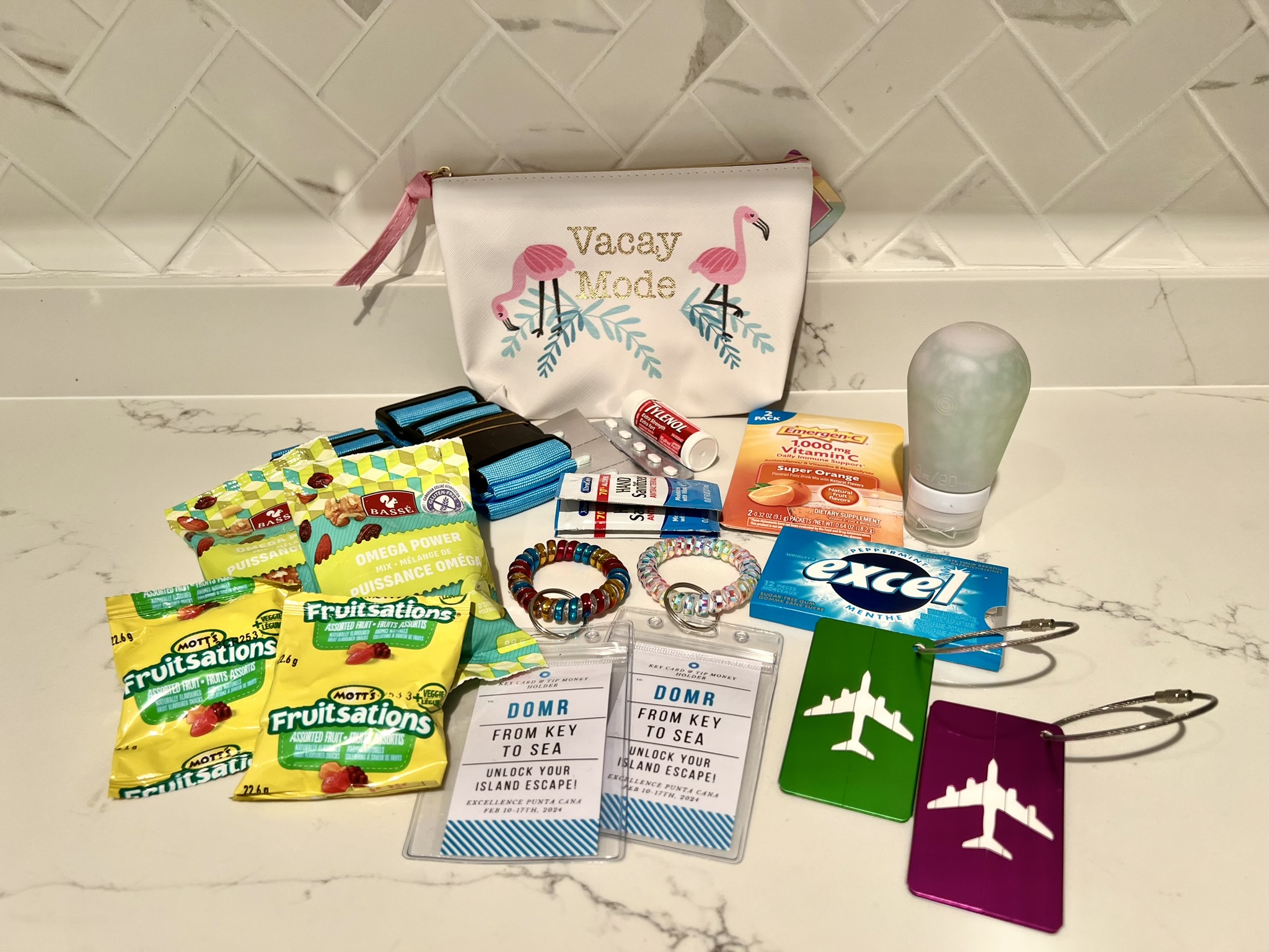 The Complete Guide to Welcome Bags for Destination Weddings