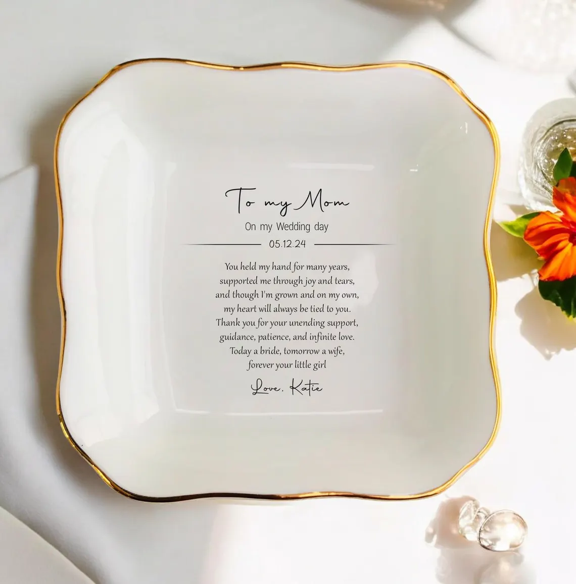 10 Unique & Thoughtful Mother of the Bride Gift Ideas