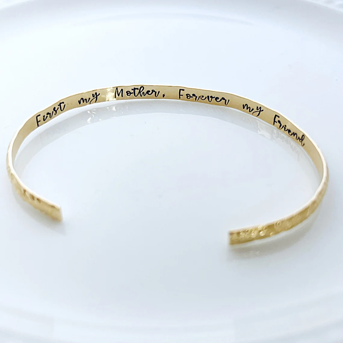 10 Unique & Thoughtful Mother of the Bride Gift Ideas